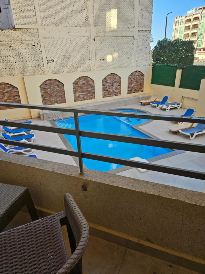 Quiet Apartment For 4, Pool View Balcony, 3 Min From Beach - Hurghada