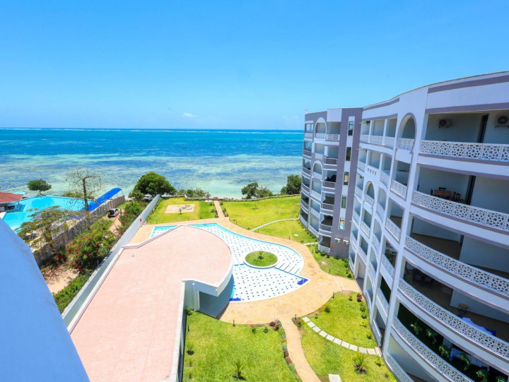 Baobab Waves - Mombasa