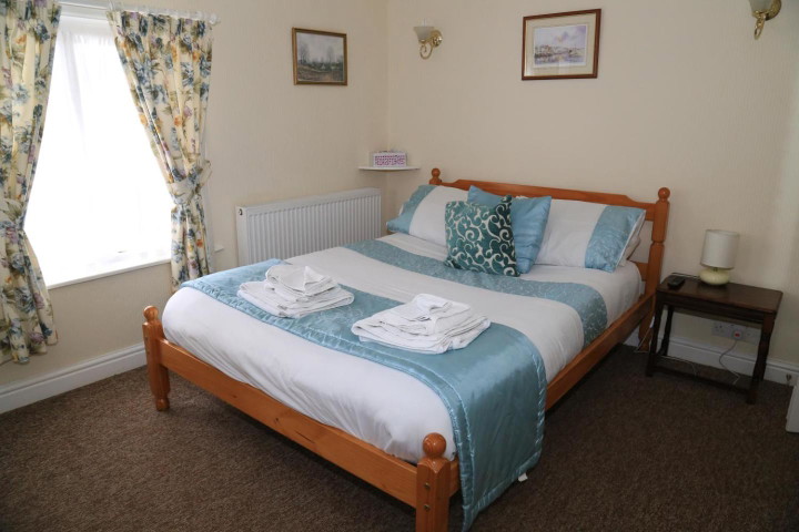 Ladywood House Bed And Breakfast - Shropshire