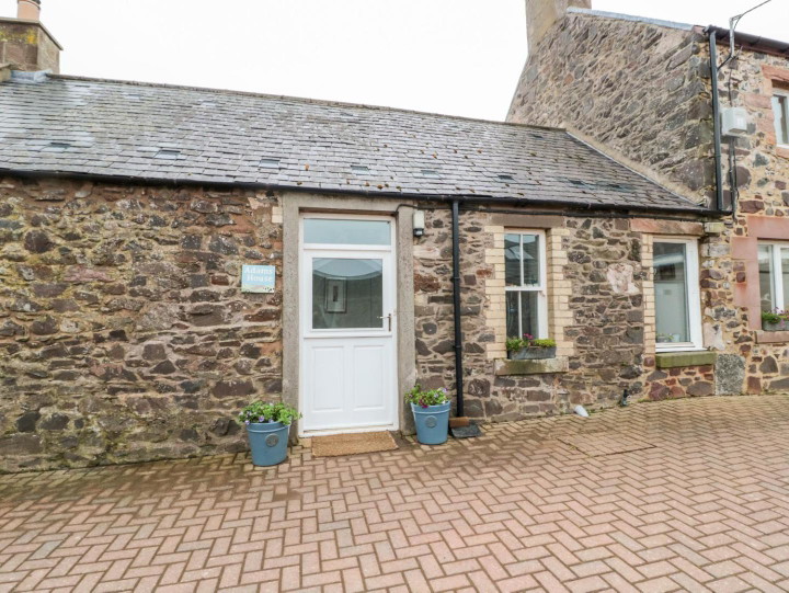 Adams House - Saint Abbs