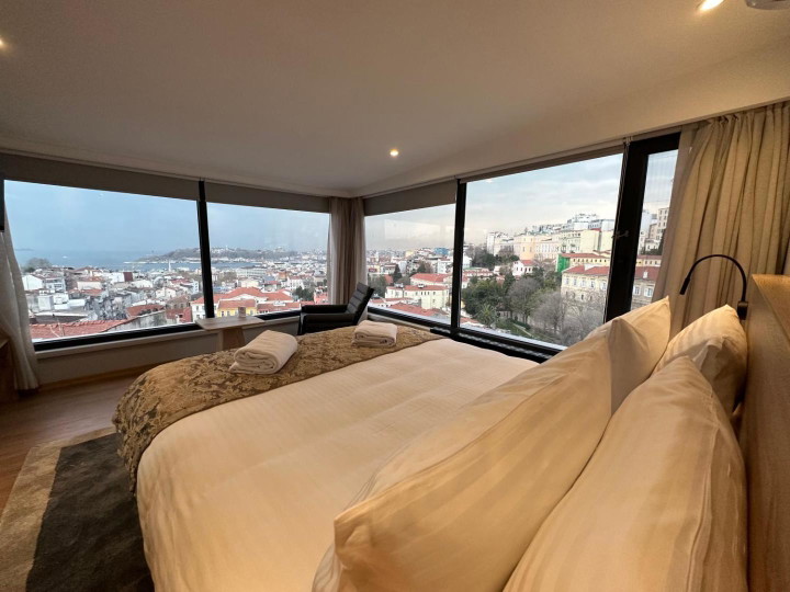 Louis Rooms - Istanbul