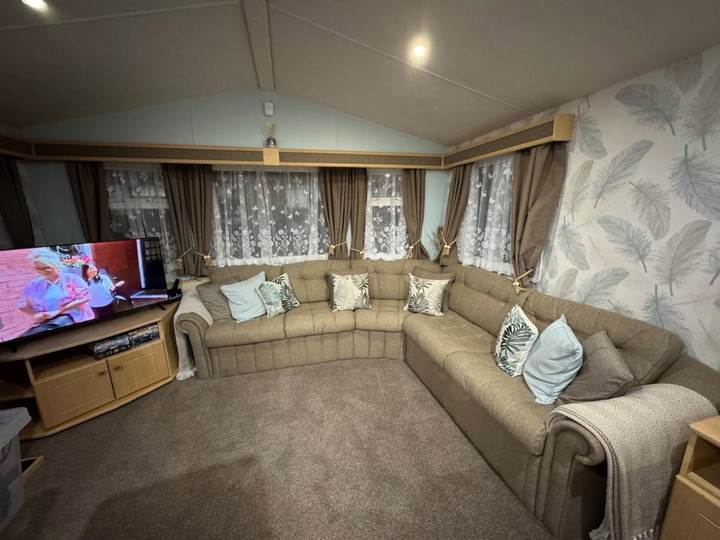 Coastal Retreat With Monkey-themed Kids Rooms Caravan - Isle of Wight