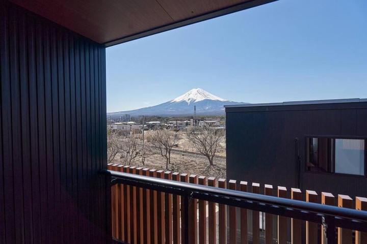 11 E Sports Resort Club 1 - Lake Kawaguchi