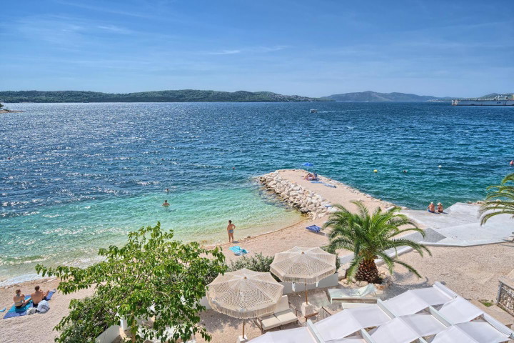 Livingstone Beach House - Trogir
