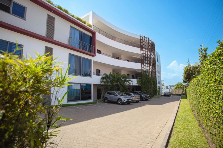 Legacy Square By Quao Realty - Accra