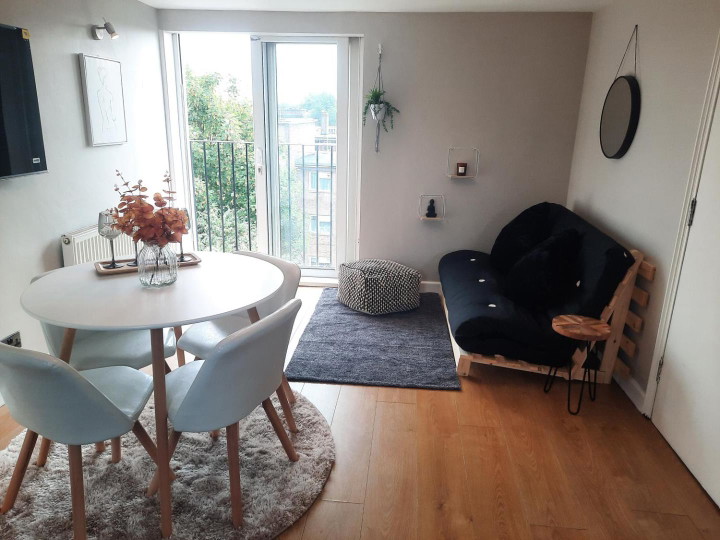 Alross Room Private Bathroom Free Italian Breakfast - City of London