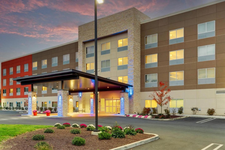 Holiday Inn Express & Suites - Middletown - Goshen By Ihg - Monroe, NY