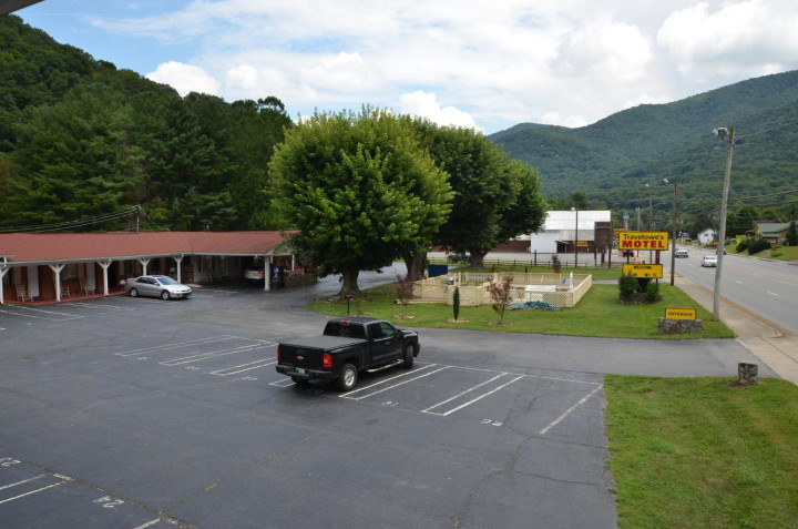 Travelowes Motel - Maggie Valley - Sylva, NC