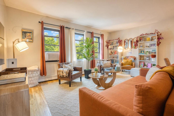 3br Brooklyn Flatbush King Bed, 2 Queens 5 Min To Kings Theatre - New York