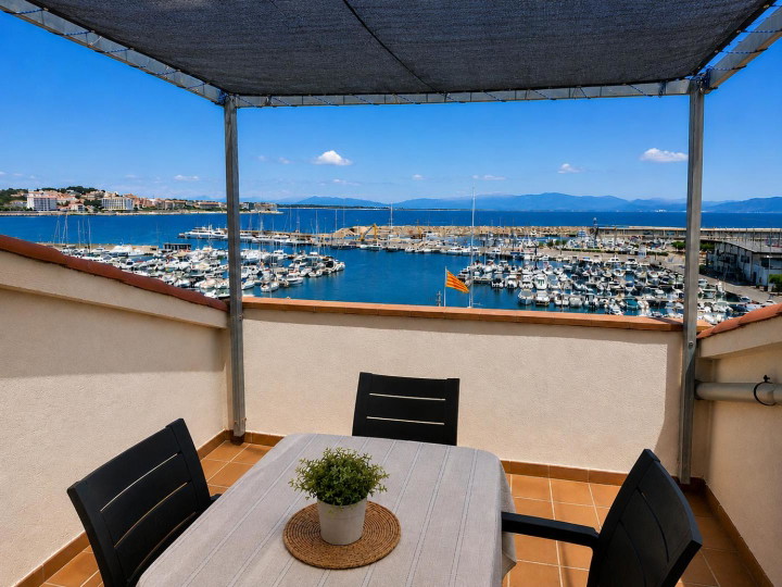 Apartaments Club Nàutic Terral - L'Escala