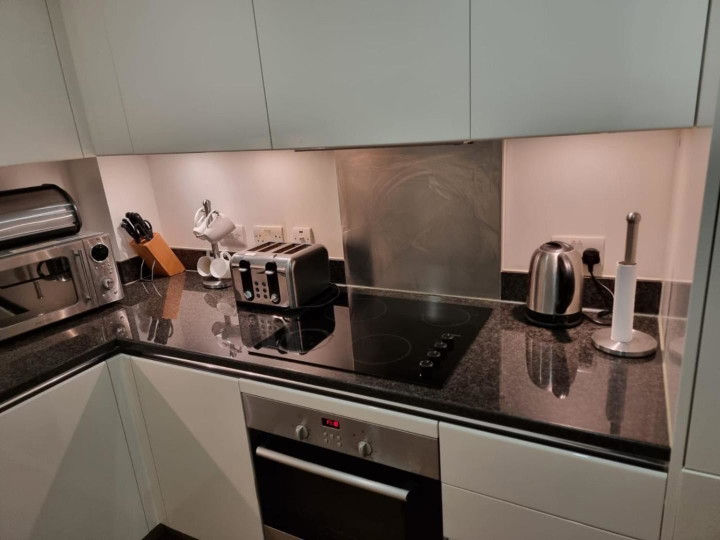 Luxurious Room With City Views - Ilford