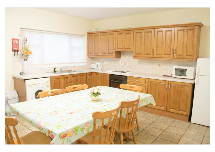 No 3 Leitrim Road - Leitrim Village