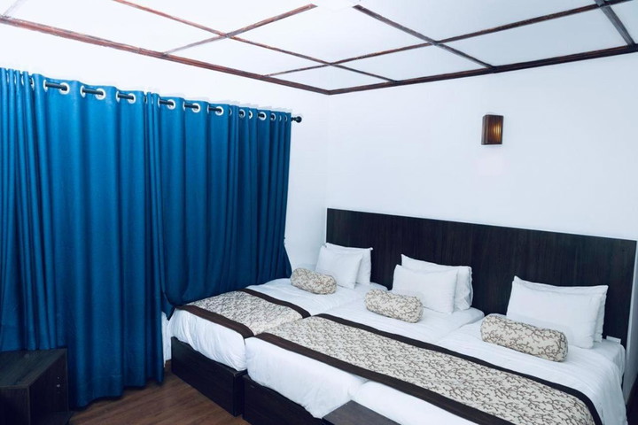Nat City Hotel - Nuwara Eliya
