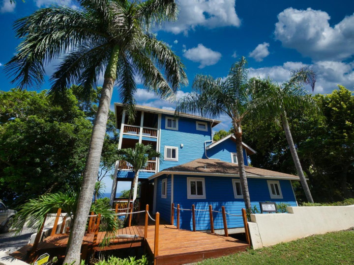 Incredible Ocean Views From Both Sides Of This Hill Top Home, - West Bay