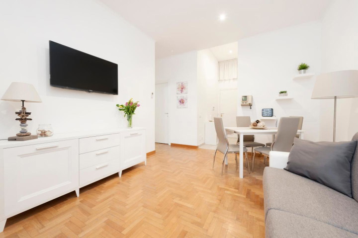 White Flat Labicana - Monti