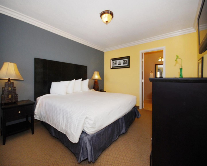 Solaire Inn & Suites - Santa María, CA