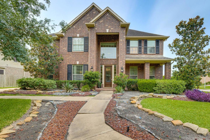 Pet-friendly Home W/ Patio & Yard In Rosharon - Pearland, TX