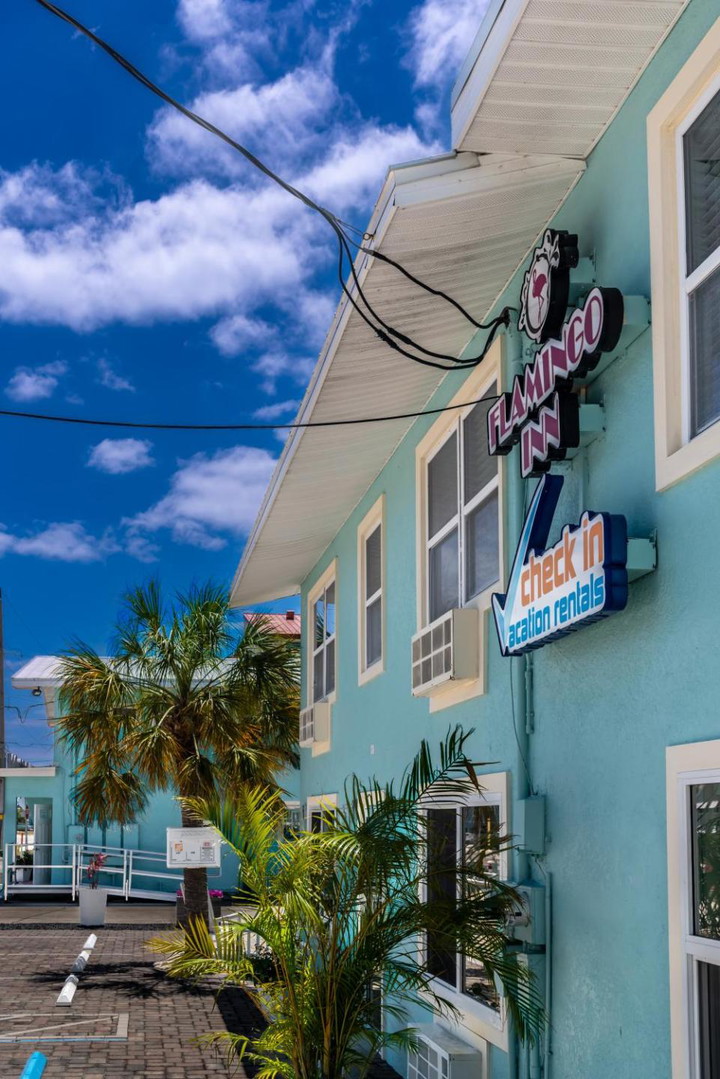 Flamingo Inn - Bonita Springs, FL