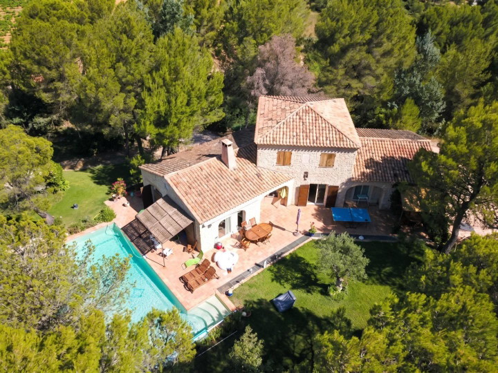 Villa Exceptionnelle à Rousset Avec Piscine Privée - Rousset