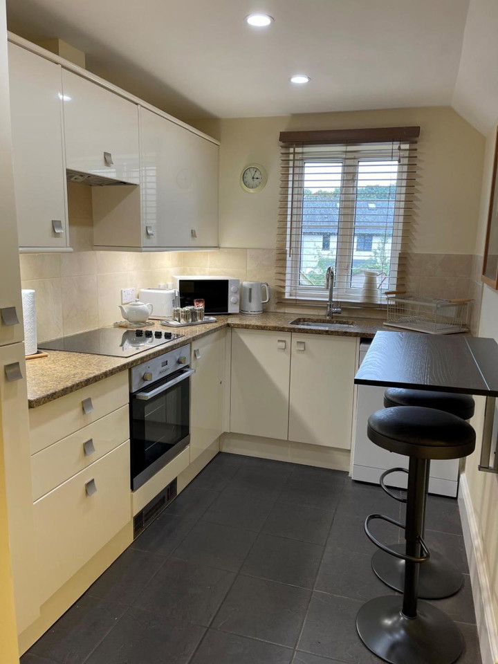 Ground Floor Garden Cottage, Near Stonehenge - Wiltshire