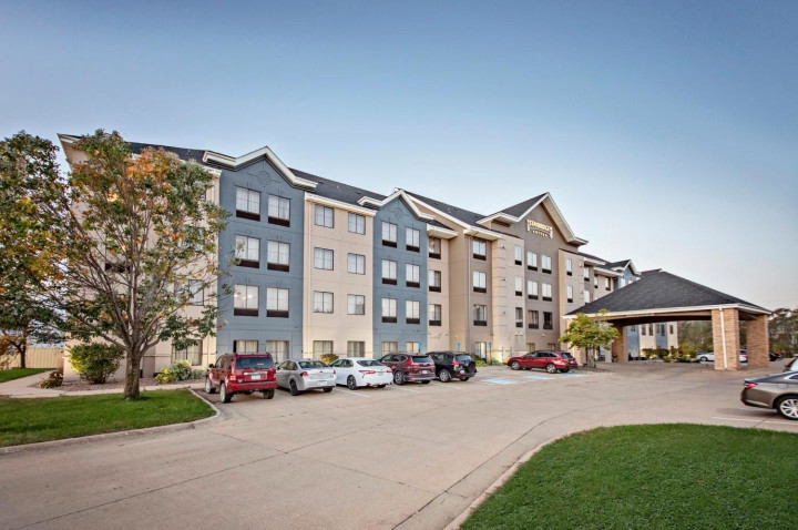 Staybridge Suites Cedar Rapids North By Ihg - Cedar Rapids, IA