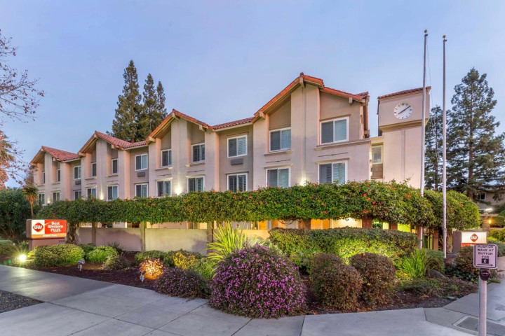 Best Western Plus Airport Plaza - Santa Clara, CA