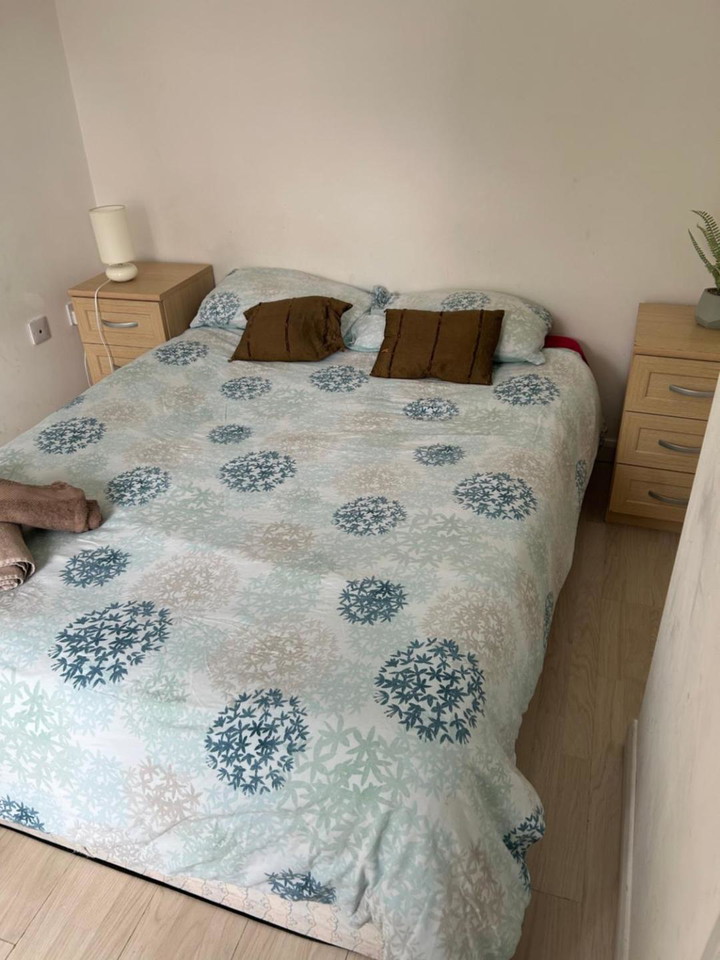 Double Room With Shared Bathroom And Kitchen Rm2 - 브롬리