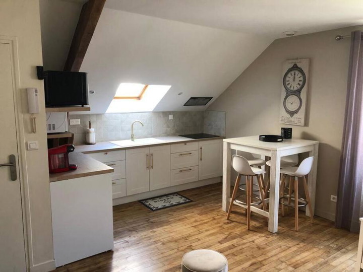 Logement à Brive, Près Du Centre-ville Et De La Gare - Climatisation, Fibre Internet Et Stationnement Gratuit - Corrèze