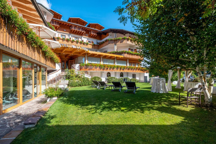 Hotel La Perla - Sutrio