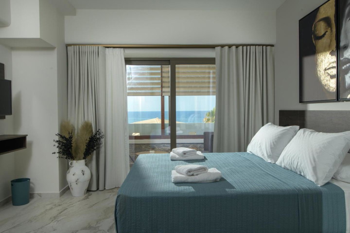 Envy Seaside Suites,by Idealstay Experience - Heraklion