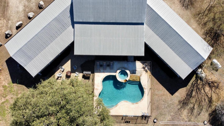 Mountain Views I Pool&hot Tub I Home For 20 Guests - Concan, TX