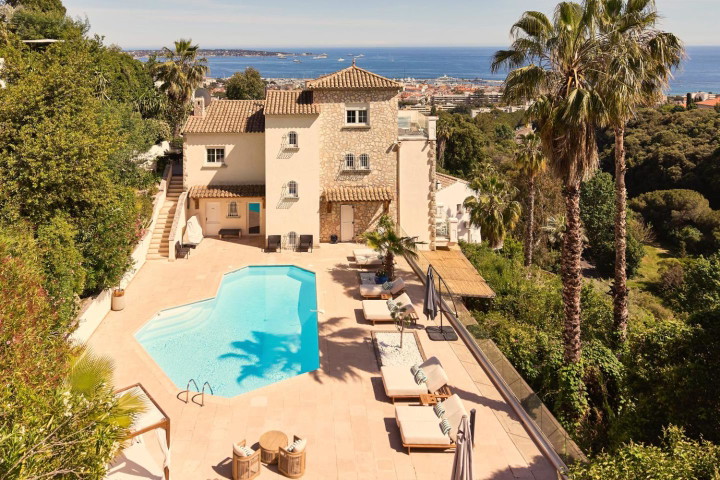 Sea View Villa Roc D'azur - Pool - Jacuzzi - Nice