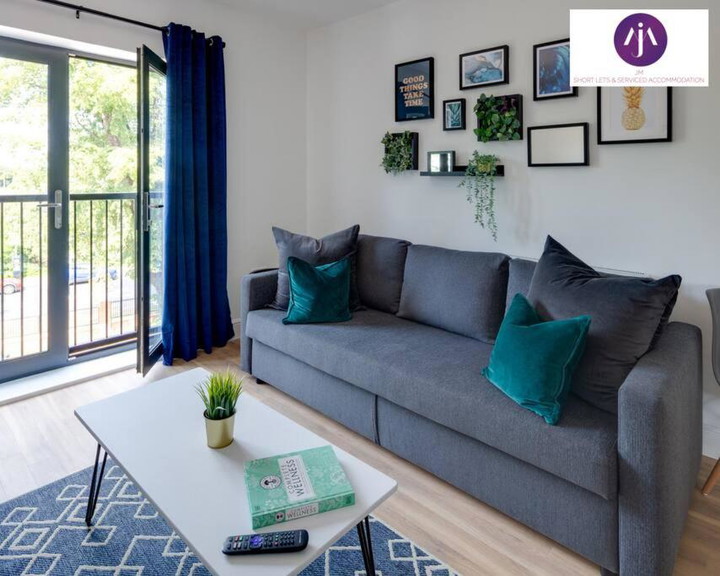Stevenage Luxury 1bed Apartment - Sleeps 4-wifi-free Parking- By Jm Short Lets & Serviced Accommodation - Stevenage
