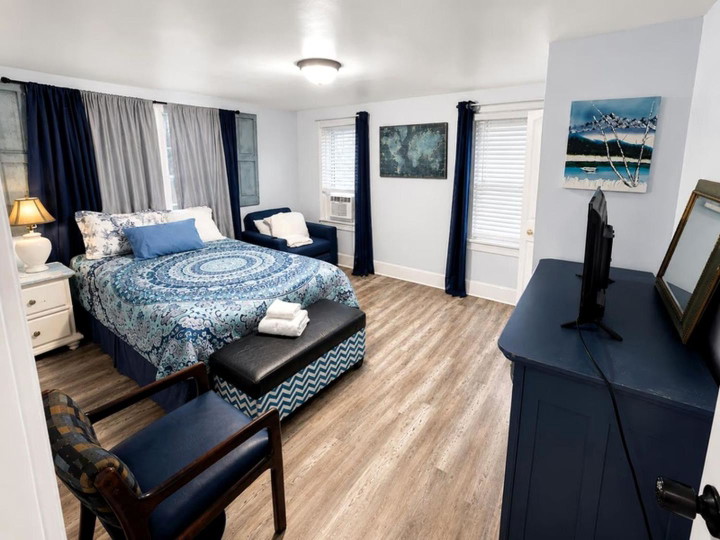 Blue Rm De With Spa Access - Delaware