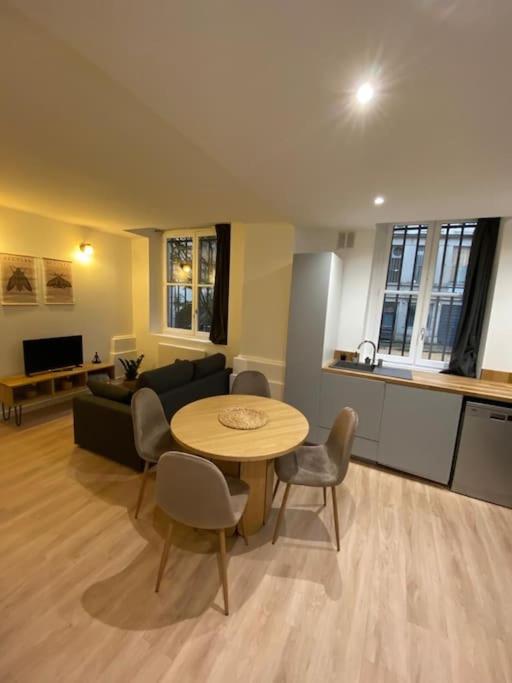 Cozy 1br In Lyon Center - Lyon