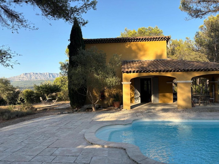 House With Sainte-victoire View - Rousset