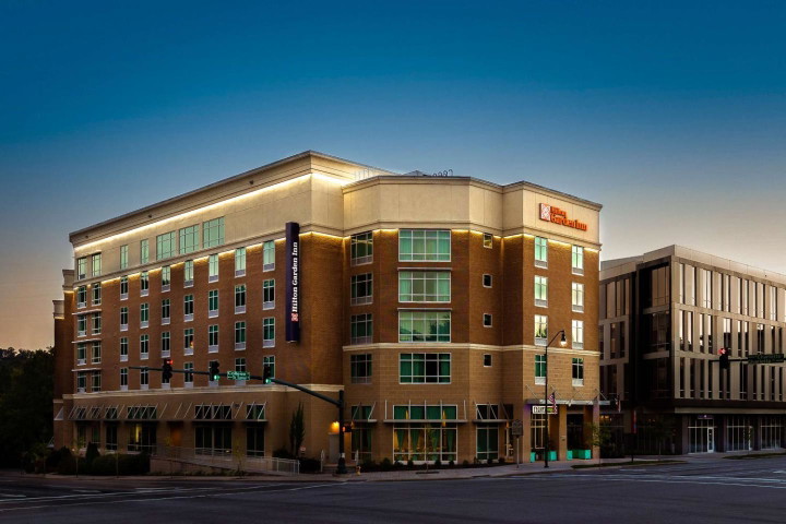 Hilton Garden Inn Asheville Downtown - Weaverville, NC
