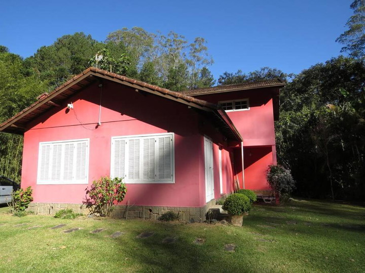 Linda Casa Em Mury,com Riacho E Lareira - Nova Friburgo