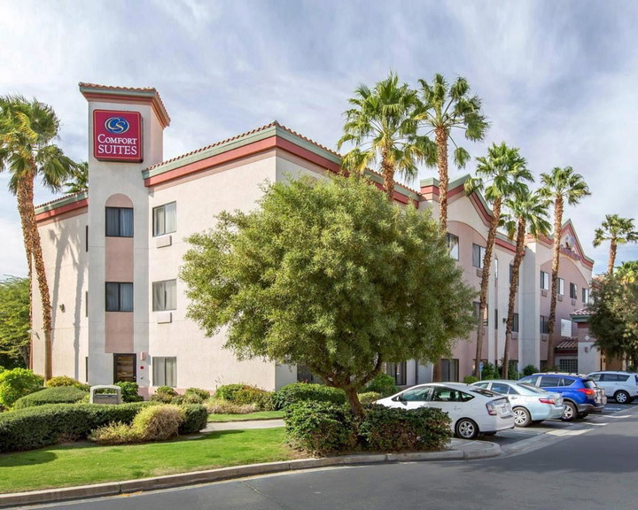 Comfort Suites Palm Desert I-10 - Indio, CA