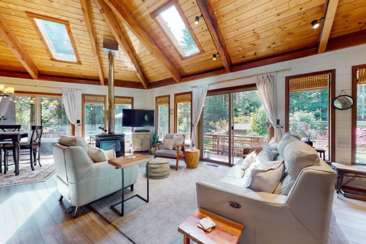 Mendocino Cozy Cabin-large Patio Grill & Garden - Mendocino, CA