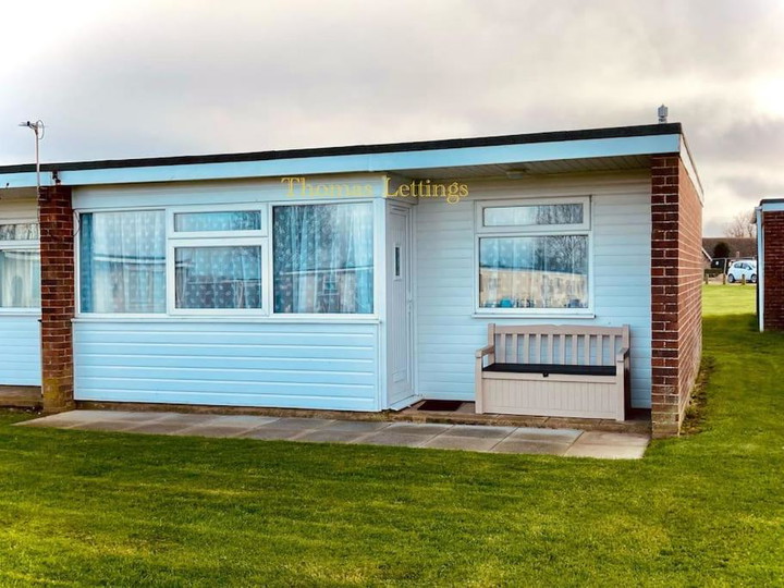 Cosy 2 Bed Chalet - England