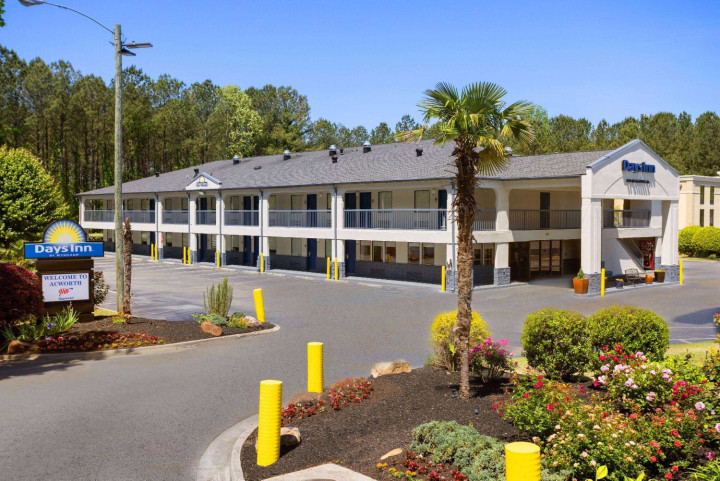 Days Inn By Wyndham Acworth - Canton, GA