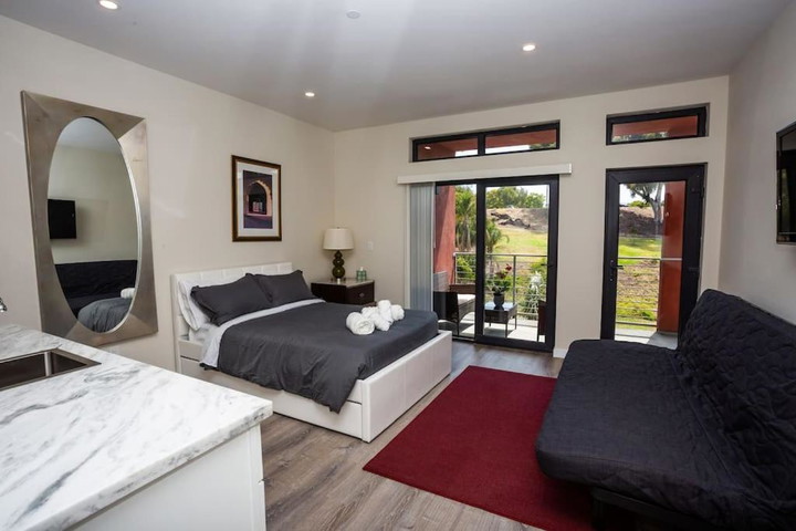Steps To Balboa Park- Brand New Apt - Cozy Studio - San Diego