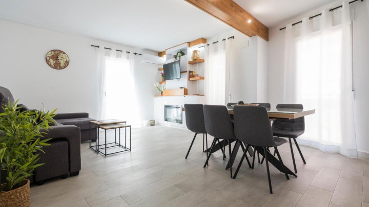 Maribel - Apartamentos Aloha Toledo - Tolède