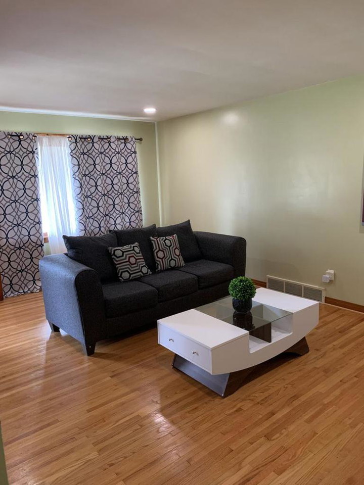 Niagara Falls Private Brick Vacation Home - Niagara Falls, NY