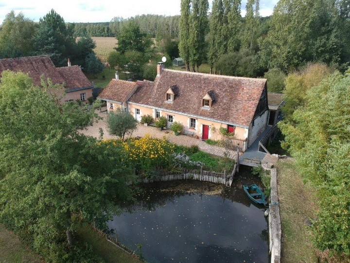 Moulin De La Diversiere, Gîtes Avec Piscine En Pleine Nature - Pays de la Loire