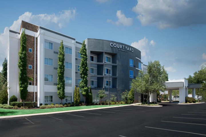 Courtyard By Marriott Hot Springs - Hot Springs, AR