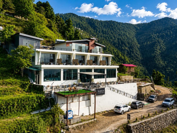 Rumuk Boutique Resort - Offbeat Escape - Dhanaulti