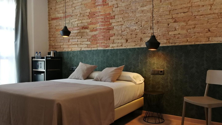 Hotel Cantón - Sant Adrià de Besòs