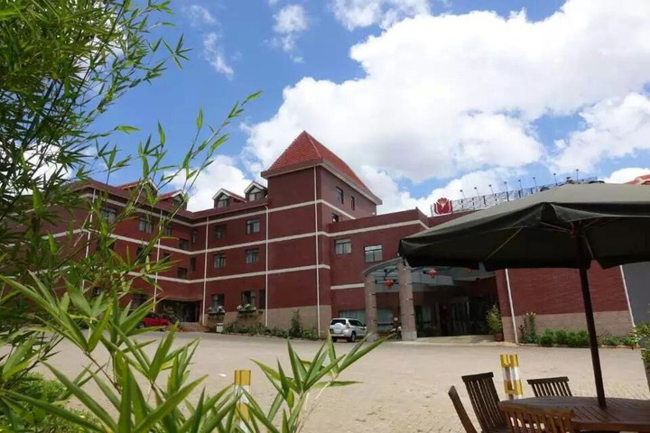 Soluxe Club International Hotel - Nairobi
